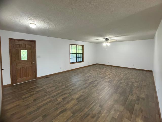 910 Co Rd 33