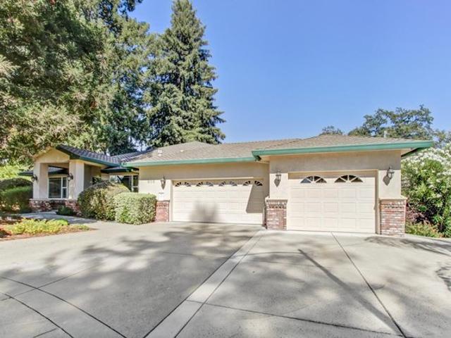 910 Carol Ann Ct, Roseville, CA 95661