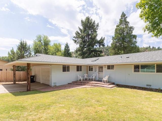 910 Cherry Ter, Susanville, CA 96130