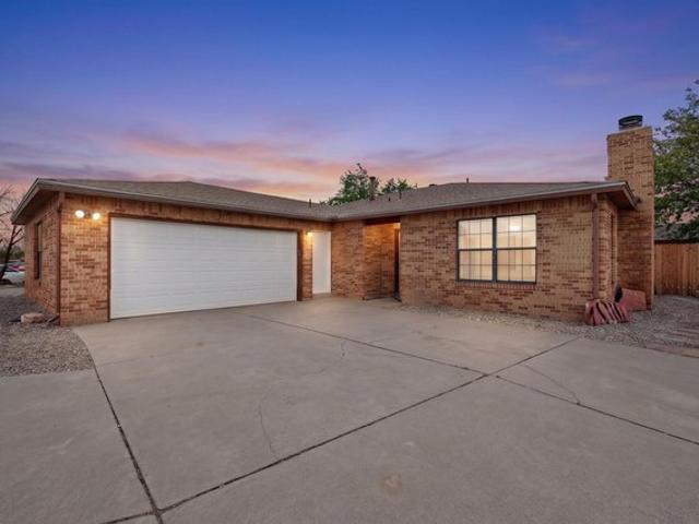 910 Crenshaw Ct, Rio Communities, NM 87002