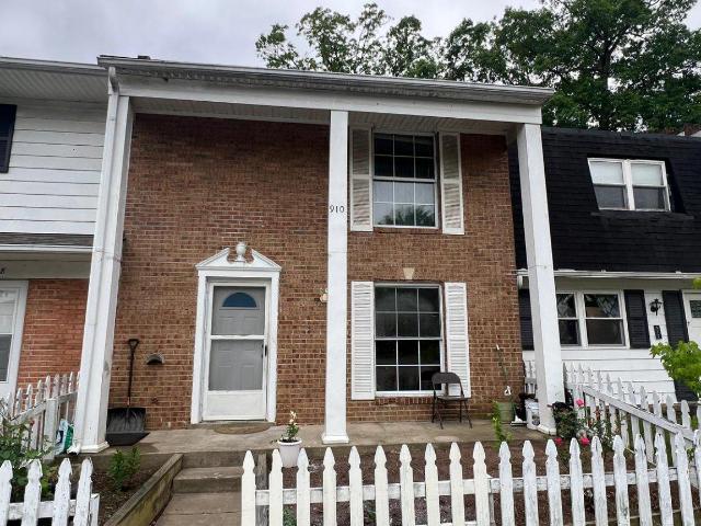 910 Anvil Rd, Fredericksburg, VA 22405 | MLS #VAST2048 | Compass