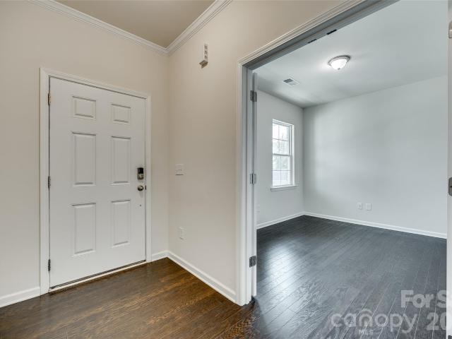 910 Ashton Oak Court