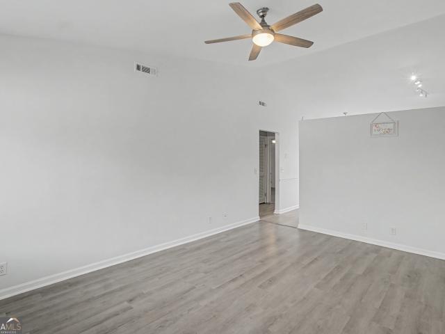 910 Brett Drive APT 132