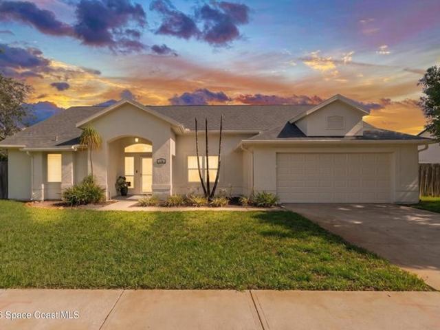 910 Brookshire Cir, Malabar, FL 32950