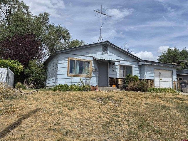 910 Garrison Dr, Cortez, CO 81321