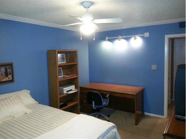 910 Duncan Ln # 11
