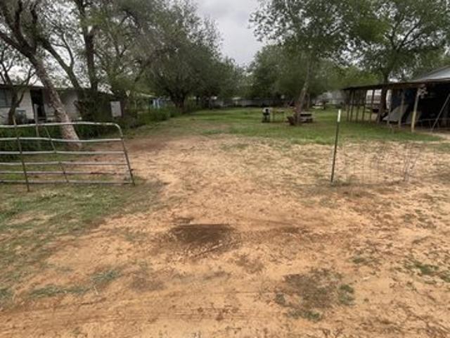 910 Evergreen St Lot 10, Jourdanton, TX 78026