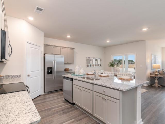 910 Farmers Passage Loop