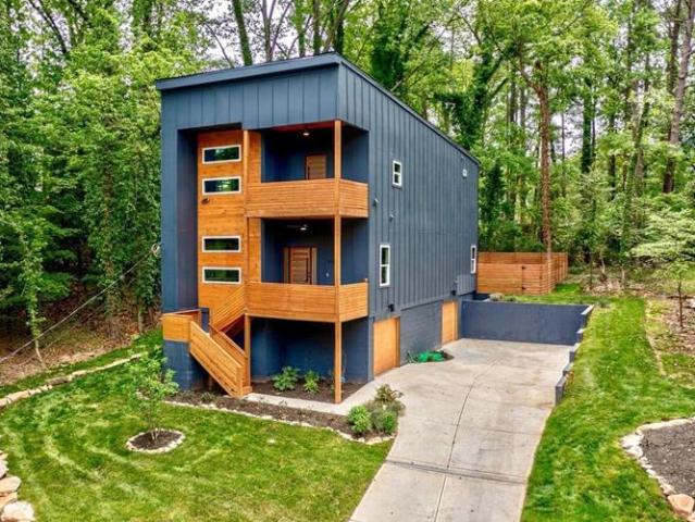 910 Fleetwood Cir SW, Atlanta, GA 30311