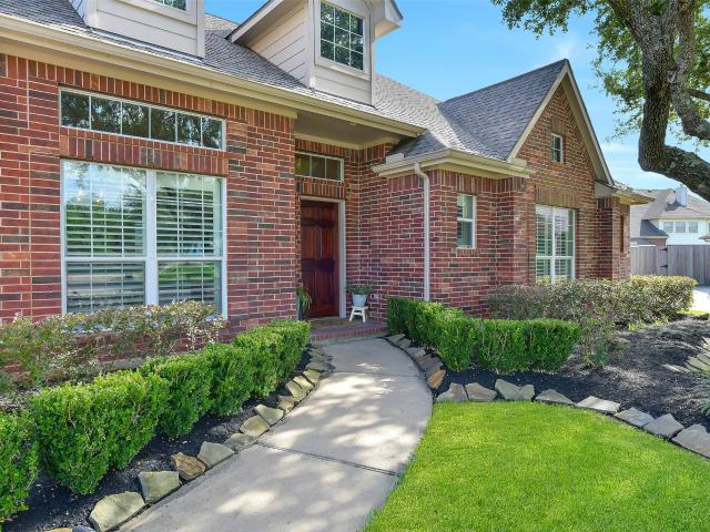 910 High Ridge Circle