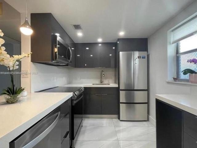 910 Jefferson Ave #4D Miami Beach, FL 33139