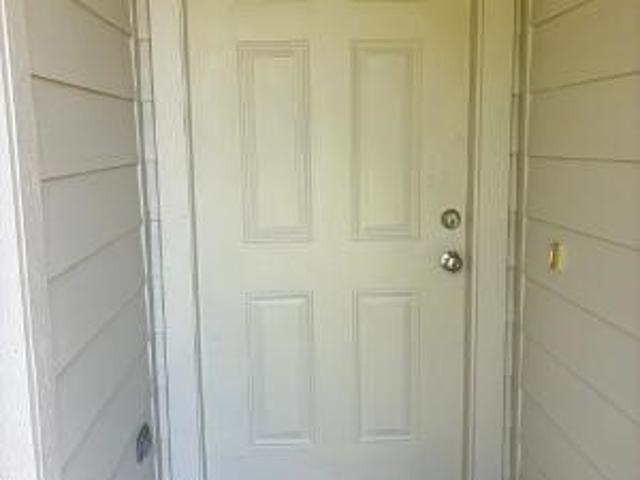 910 Old Angleton Road