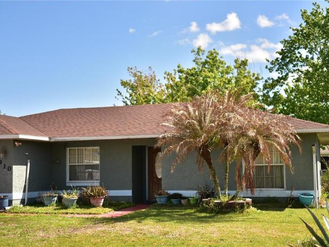 910 Louvre Ct, Kissimmee, FL 34759 | MLS #S5145