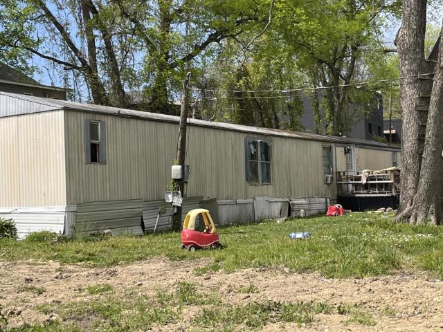 910 Lafayette Road