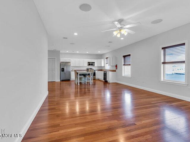 910 Main Street Unit 3B