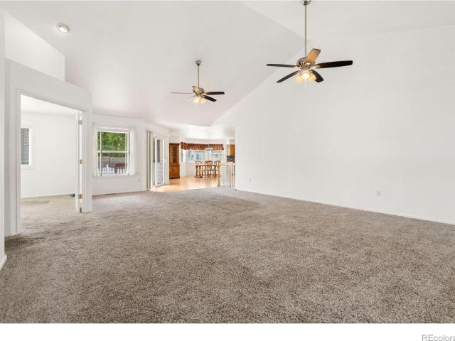 910 N 7th Place