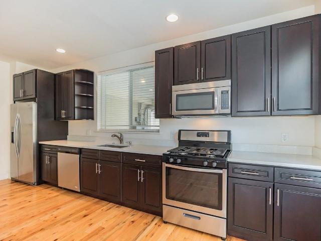 910 N. 19th Street 2 Bedroom Apartment for Rent at 910 N 19th St, Philadelphia, PA 19130 Fairmount Art Museum