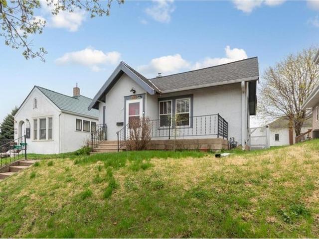 910 N 2nd St, Mankato, MN 56001
