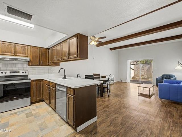 910 N Center St Unit 16, Mesa, AZ 85201