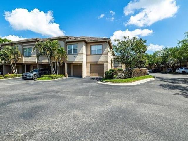 910 Normandy Trace Rd, Tampa, FL 33602