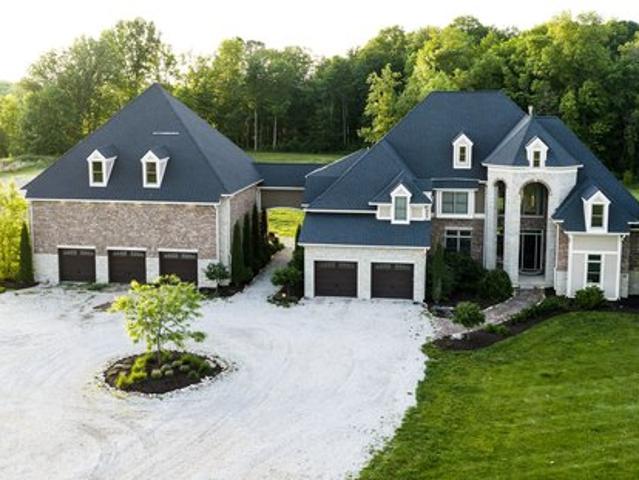 910 S 800 E, Zionsville, IN 46077