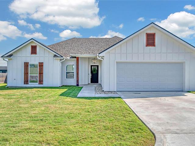 910 S Ave, Clifton, TX 76634 | MLS #21080 | Compass