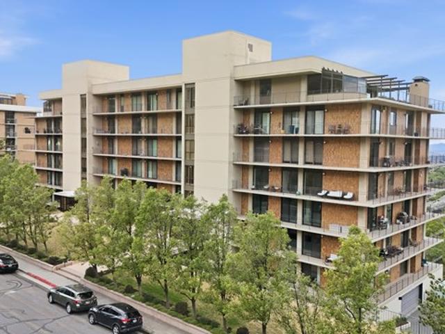910 S Donner Way Apt 602, Salt Lake City, UT 84108