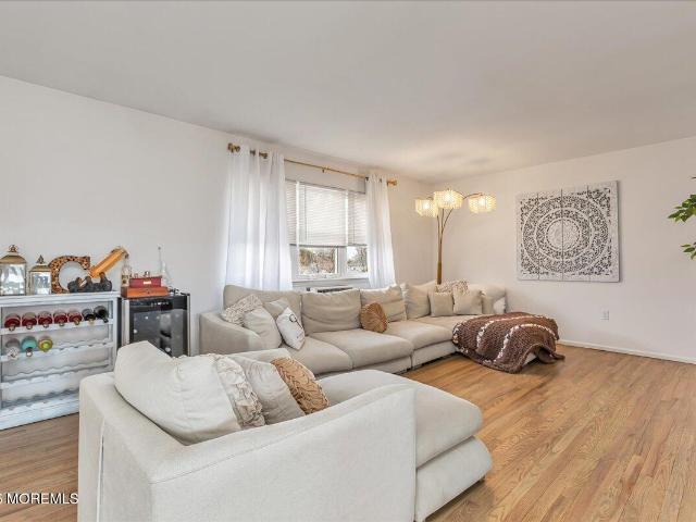 910 South Street Unit apt 11