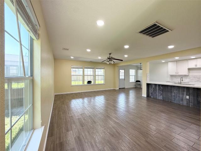 910 Staffordale Manor Lane