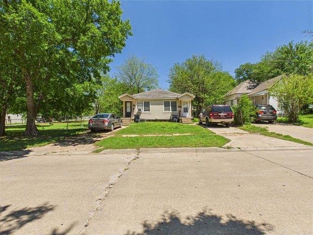 910 SW 7th St, Lawton, OK 73501