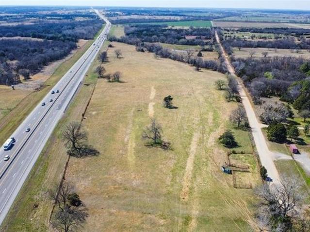 910 Rd, Chandler, OK 74834