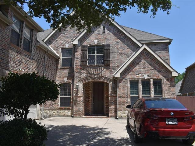 910 Redbird Lane