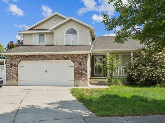 910 W Brandermill Cv S, Murray, UT 84123