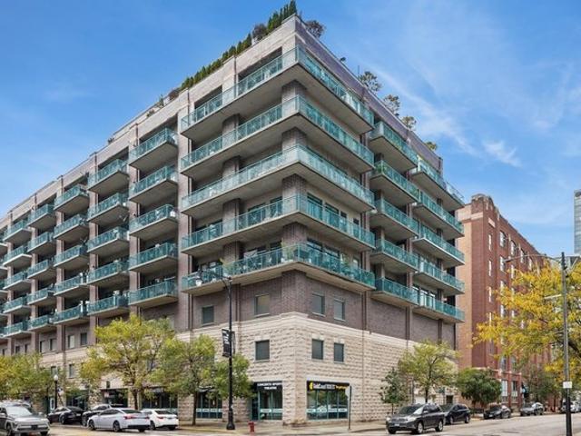 910 W Madison St Apt 704, Chicago, IL 60607