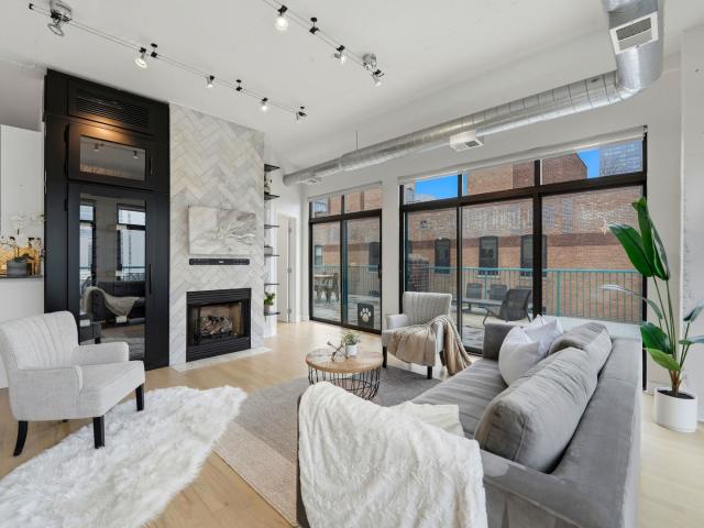 910 W Madison Street # 808