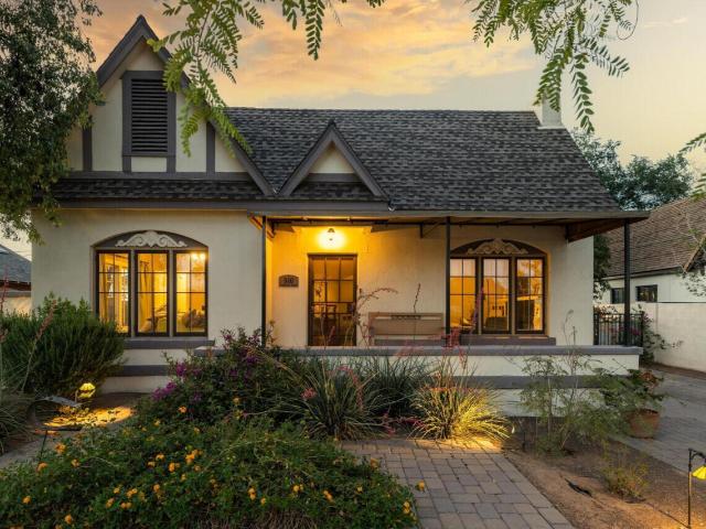 910 W Portland St, Phoenix, AZ 85007 | MLS #6984 | Compass