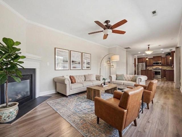 910 Wood Meadow Lane