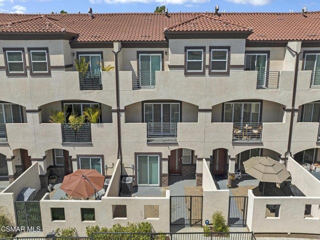 910 Warwick Ave, Thousand Oaks, CA 91360