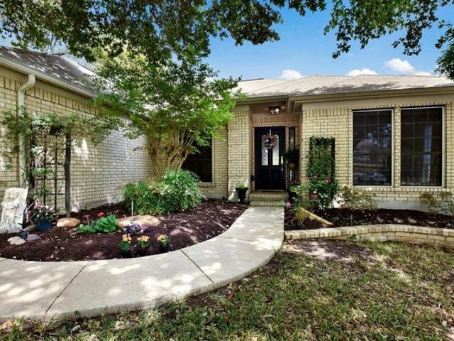 910 Whitewing Dr, Cedar Park, TX 78613