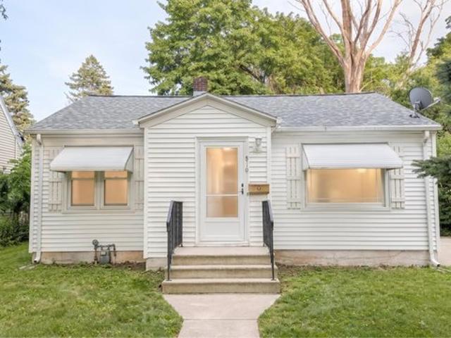 910 Wilson Ave, Green Bay, WI 54303