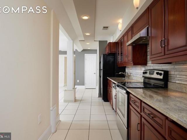 910 T St NW B, Washington, DC