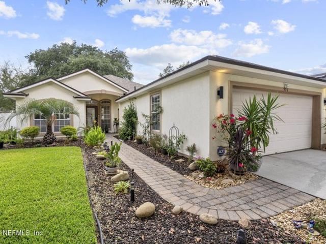 910 Thoroughbred Dr, Orange Park, FL 32065