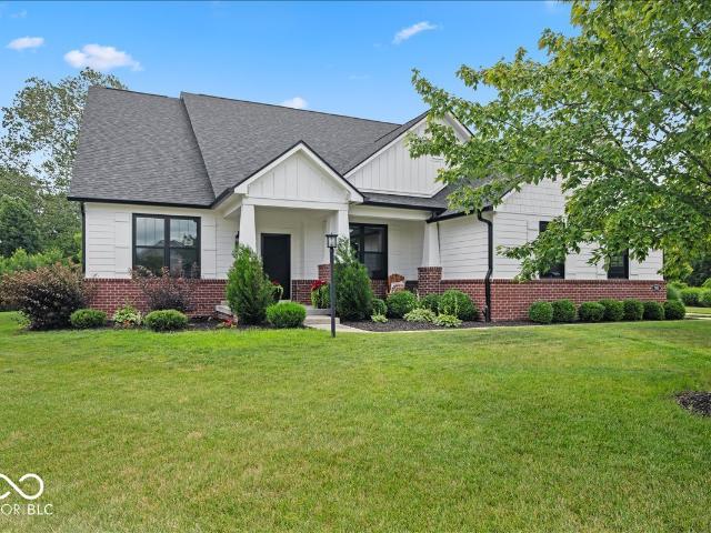 910 Viking Sunrise Lane