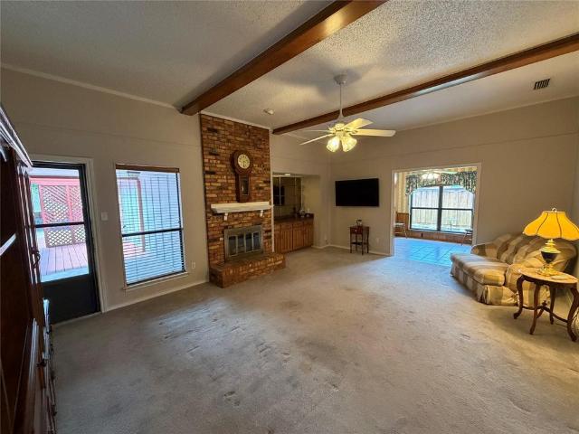 910 Village Green Drive