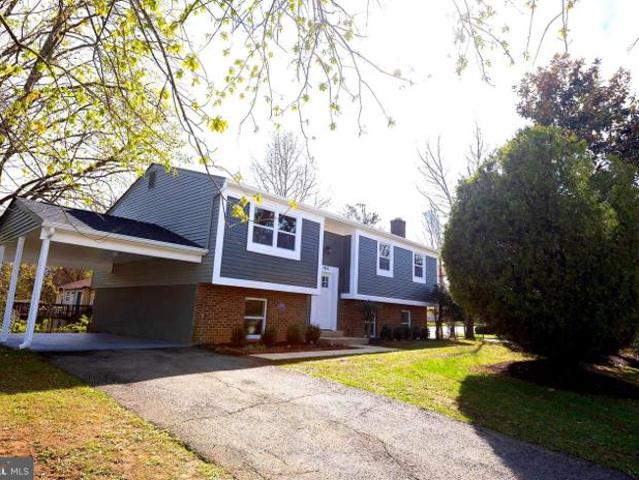 9114 Oxon Hill Rd, Fort Washington, MD 20744