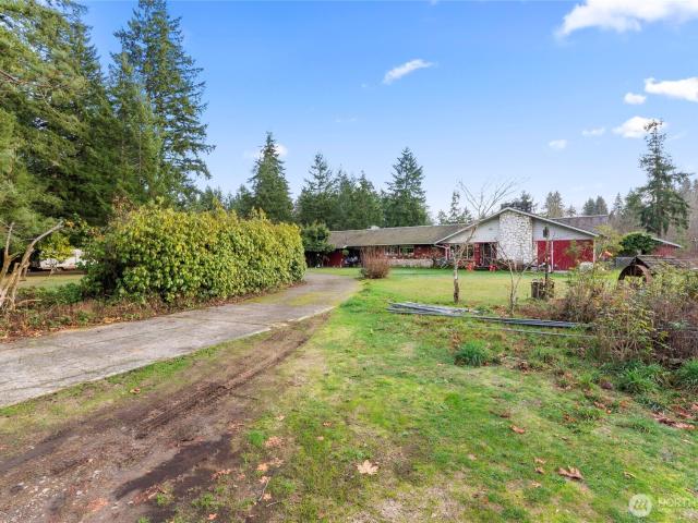 9115 Old Hwy 99 SE