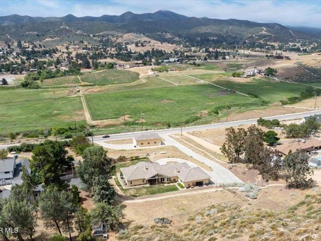 9115 Elizabeth Lake Rd, Leona Valley, CA 93551