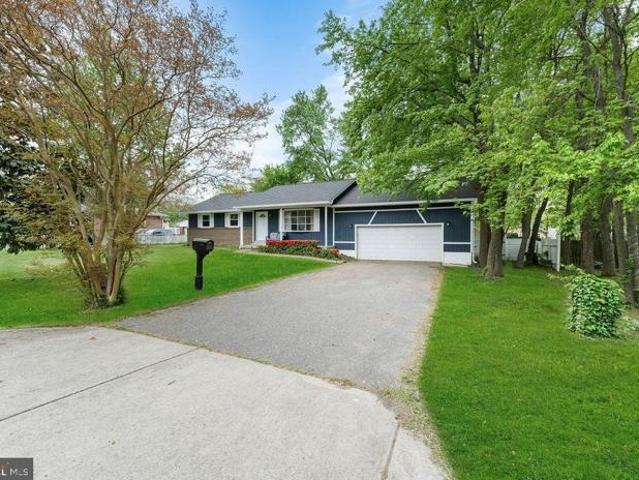 9115 4th St, Lanham, MD 20706