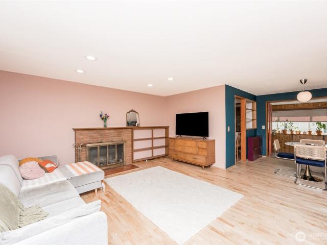 9116 st SW, Lakewood, WA 98498 | Compass