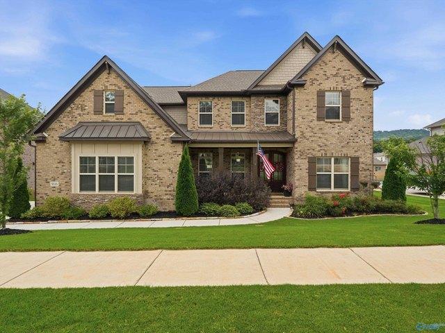 9116 Wagon Pass Way SE, Owens Cross Roads, AL 35763